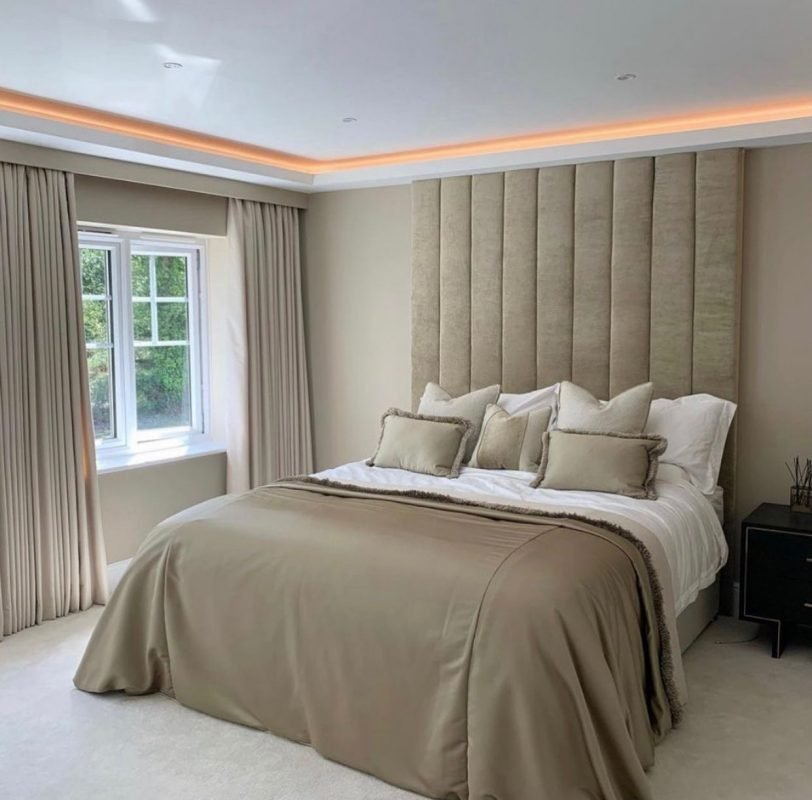 Tara Line Bed - Uneekhome